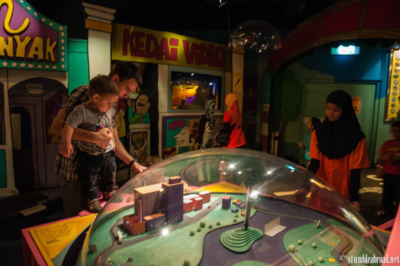 {KualaLumpurForKids} Petrosains Discovery Center | Stumble Abroad