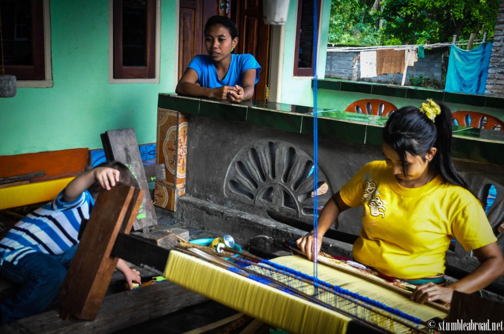 {LombokForKids} Visiting a Weaving Village | Stumble Abroad
