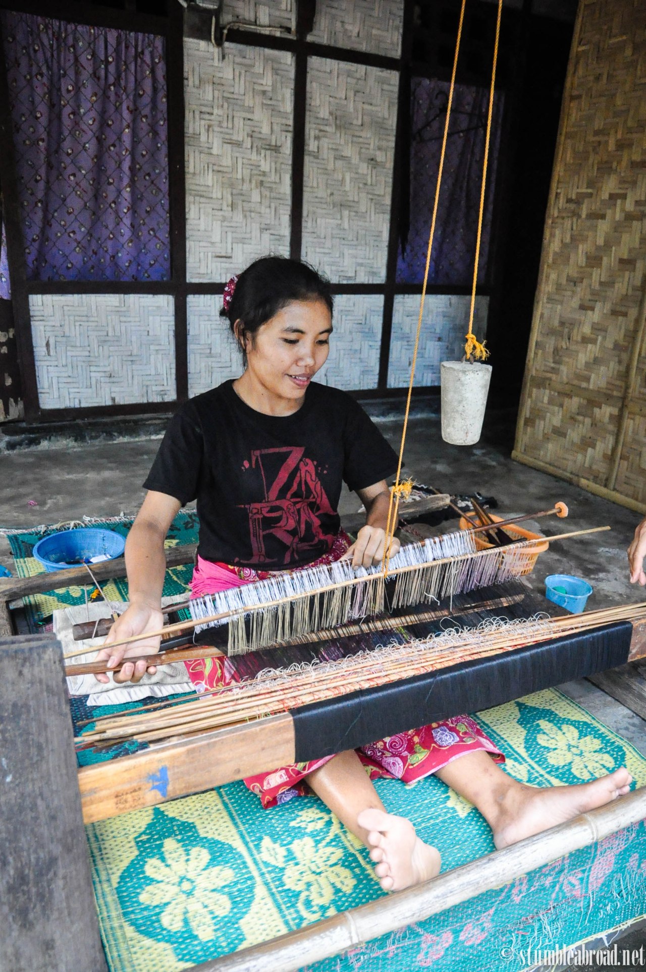 {LombokForKids} Visiting a Weaving Village | Stumble Abroad
